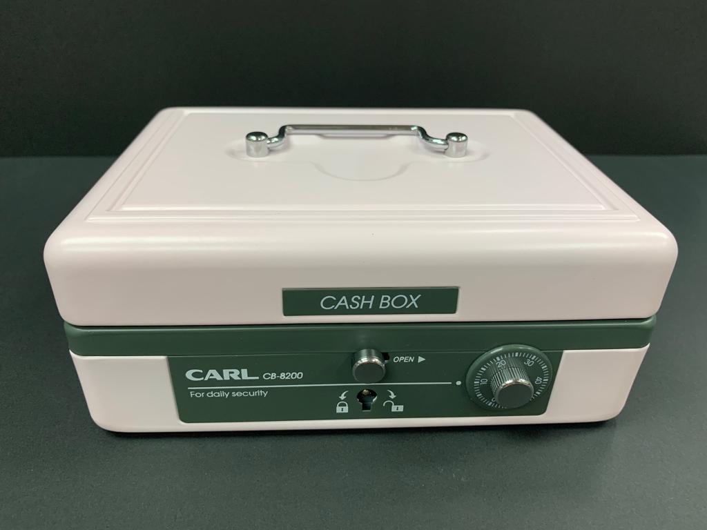 Carl Cash Box 7.7 inch 錢箱～ CB-8200 (雙層密碼鎖及鎖匙兩用) (藍色、杏色、粉紅色) – 志成文具有限公司 ...
